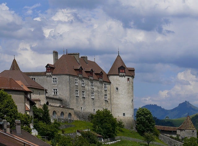 10 Spectacular Castles to visit in Switzerland ⋆ Expert World Travel
