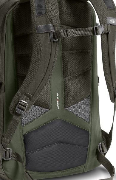 The North Face Router Backpack Review: Commute & Travel ⋆ Expert World ...