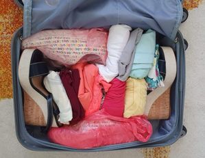 How To Pack Shoes In A Suitcase (Sneakers, Boots, High Heels) ⋆ Expert ...