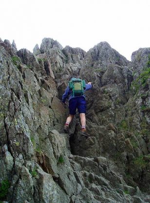 Is Hiking Dangerous? A Guide To Safe Hiking ⋆ Expert World Travel