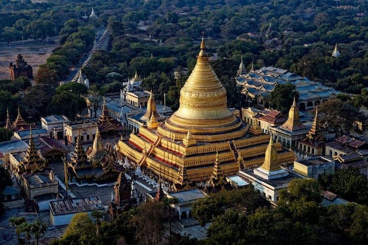 Best Myanmar Temples - Golden & Mind-blowing ⋆ Expert World Travel