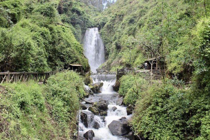 Best Waterfalls In Ecuador