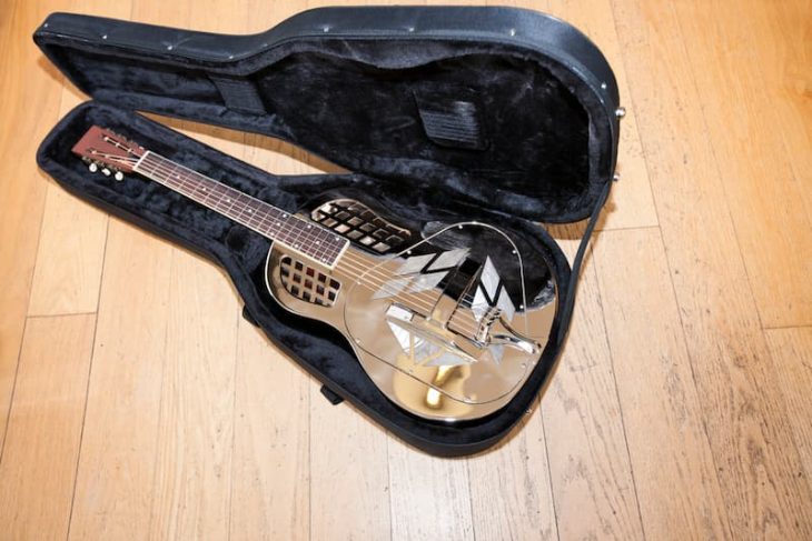 Taking a Guitar on a Plane: Tips and Tricks for Getting It On ⋆ Expert ...